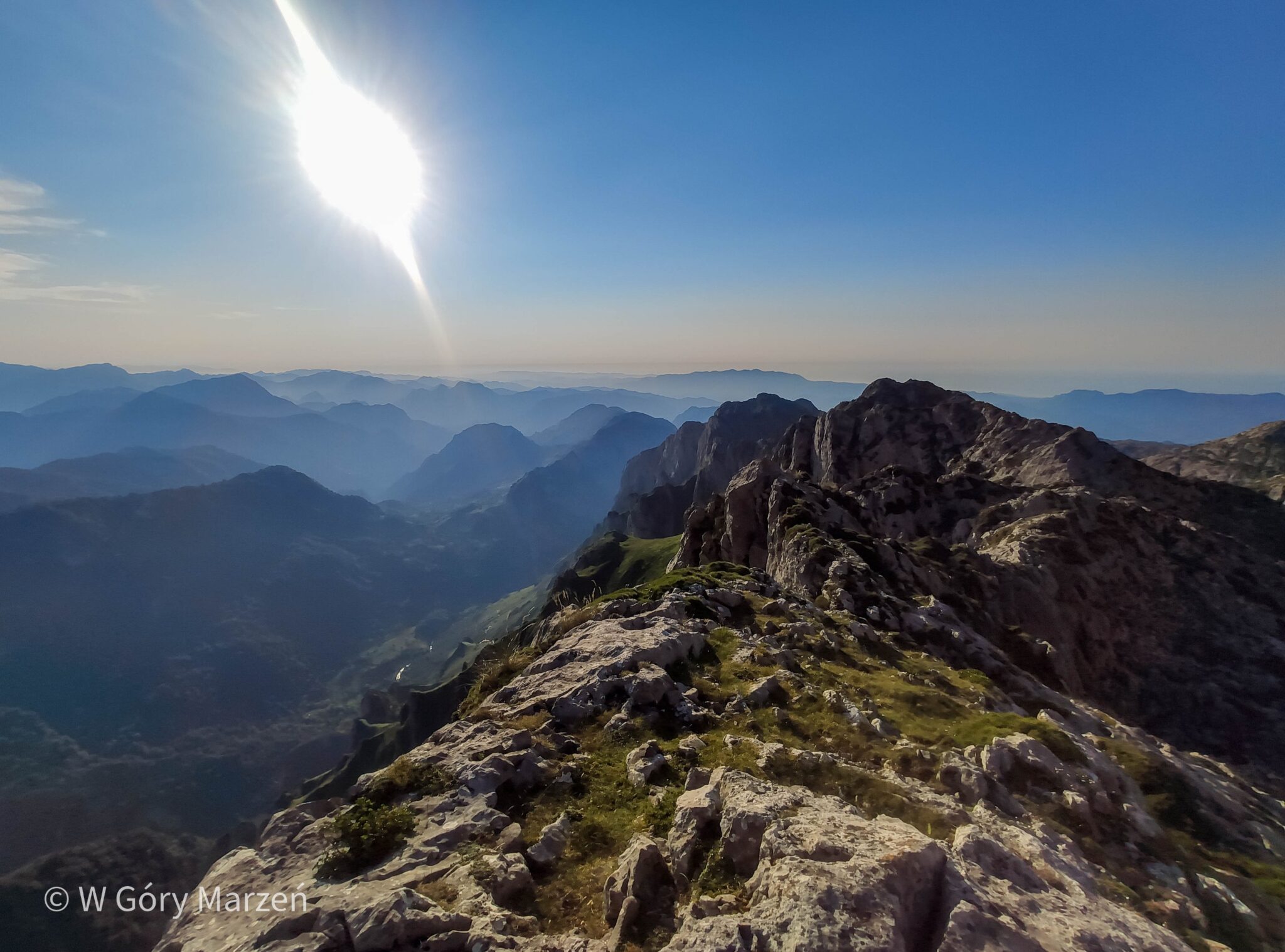 El Anillo de Picos de Europa - itinerary, accommodation, description ...
